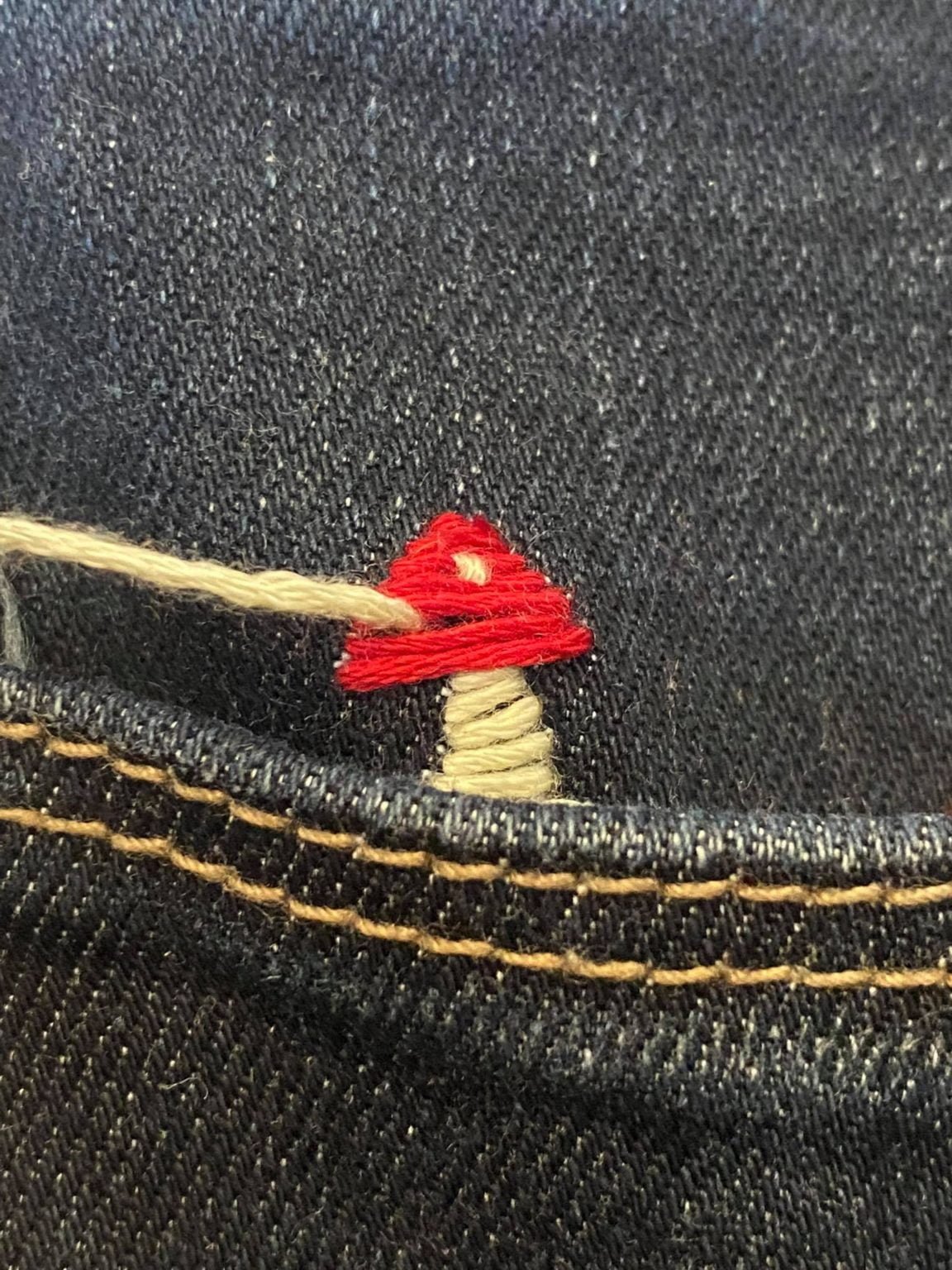 How to: Embroidery On Jeans | Beginner Guide for DIY Hand Embroidery on ...